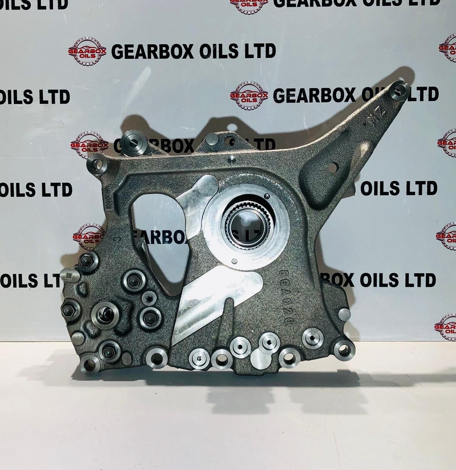 AUTOMATIC GEARBOX GA8G45AW OIL PUMP WITH INTEGRATED STATOR OEM